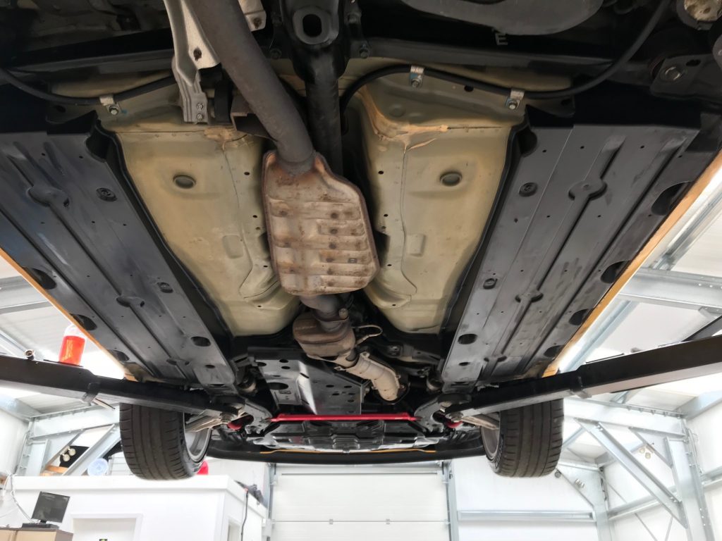 Subaru Impreza RA-R: Underside Clean | Appreciating Classics