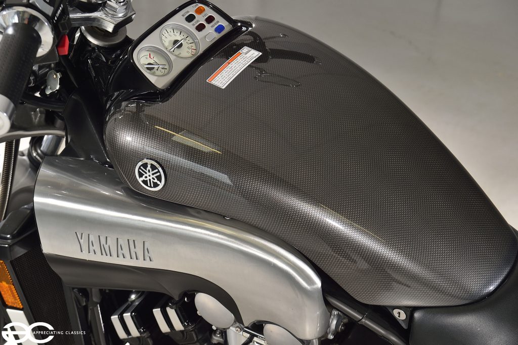 Yamaha Vmax Carbon Edition | Appreciating Classics