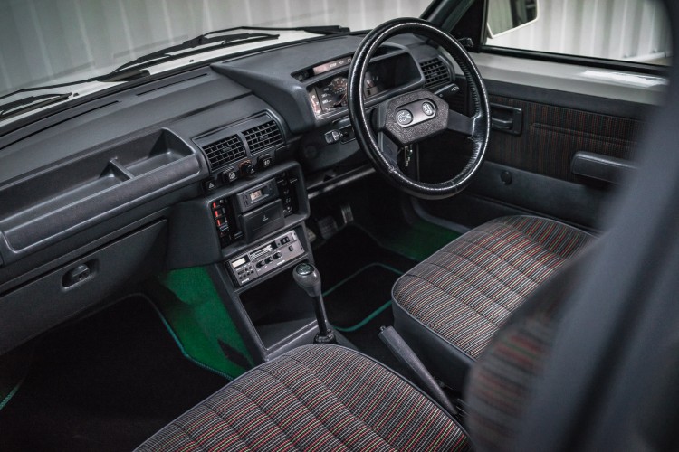 Peugeot 205 Lacoste | Appreciating Classics