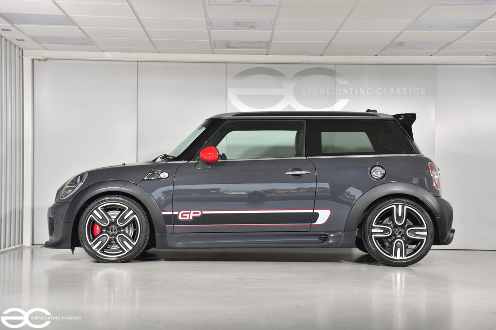 Mini JCW GP 2 | Appreciating Classics