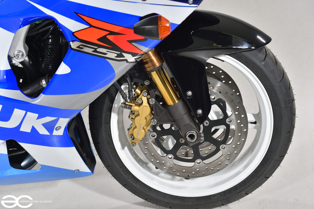 Suzuki GSXR 1000 K1 | Appreciating Classics