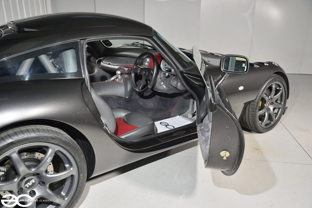 TVR Sagaris | Appreciating Classics