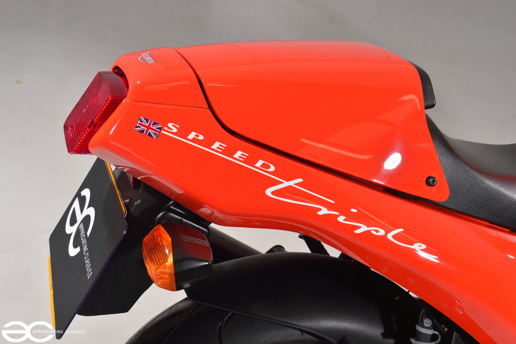 Triumph Speed Triple | Appreciating Classics