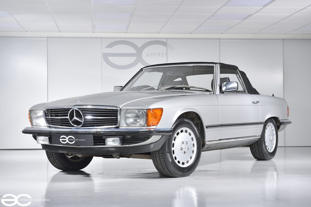 Mercedes Benz 280SL | Appreciating Classics