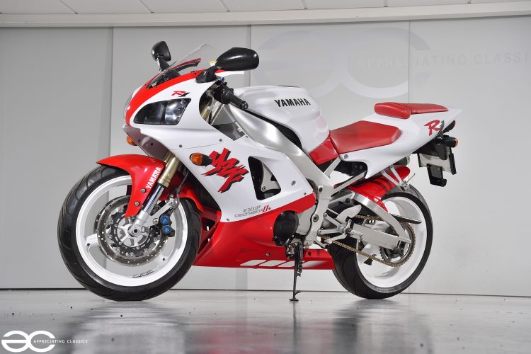 1998 Yamaha YZF R1 | Appreciating Classics