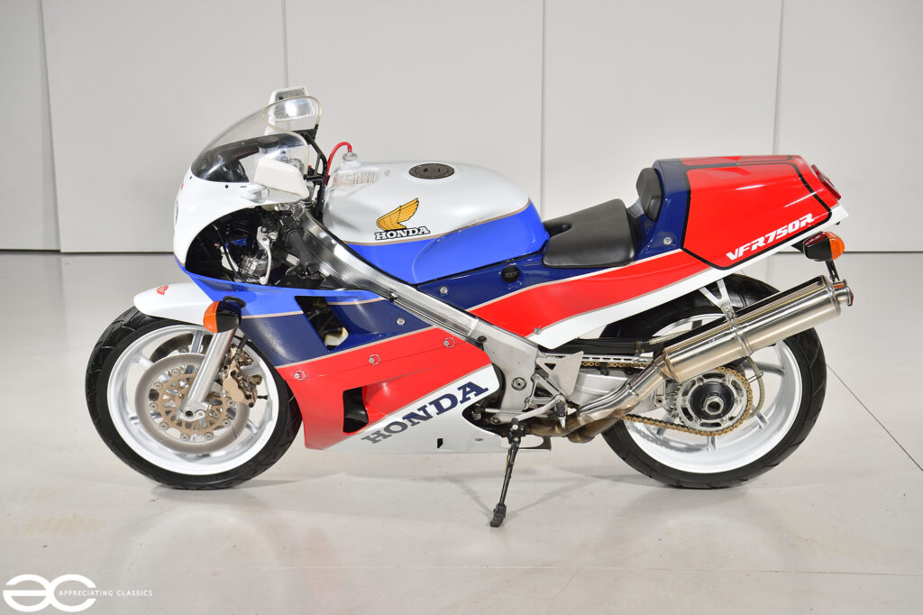 Honda VFR 750 R RC30 | Appreciating Classics