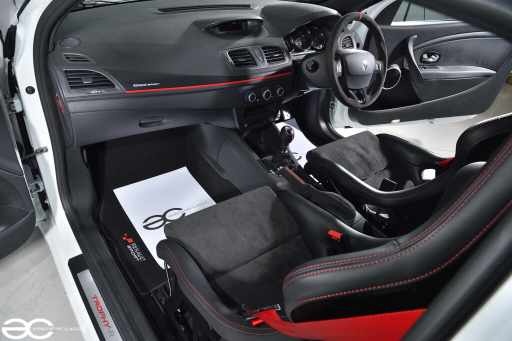 Renault Megane Trophy R | Appreciating Classics