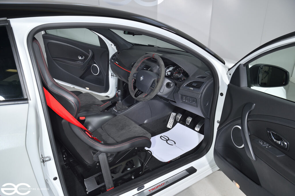 Renault Megane Trophy R | Appreciating Classics