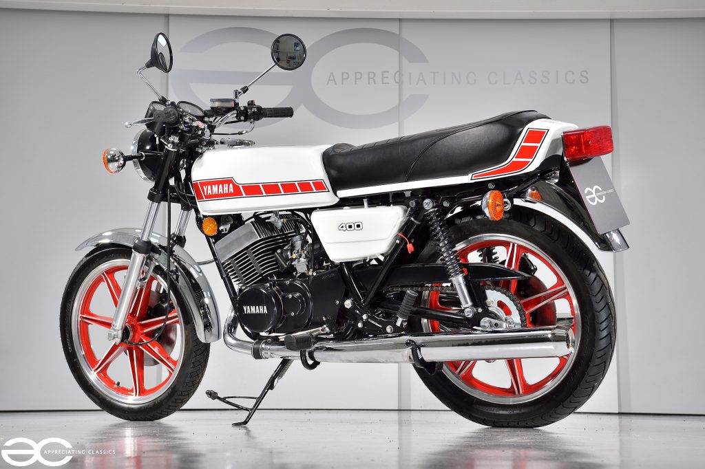 Yamaha RD400D | Appreciating Classics