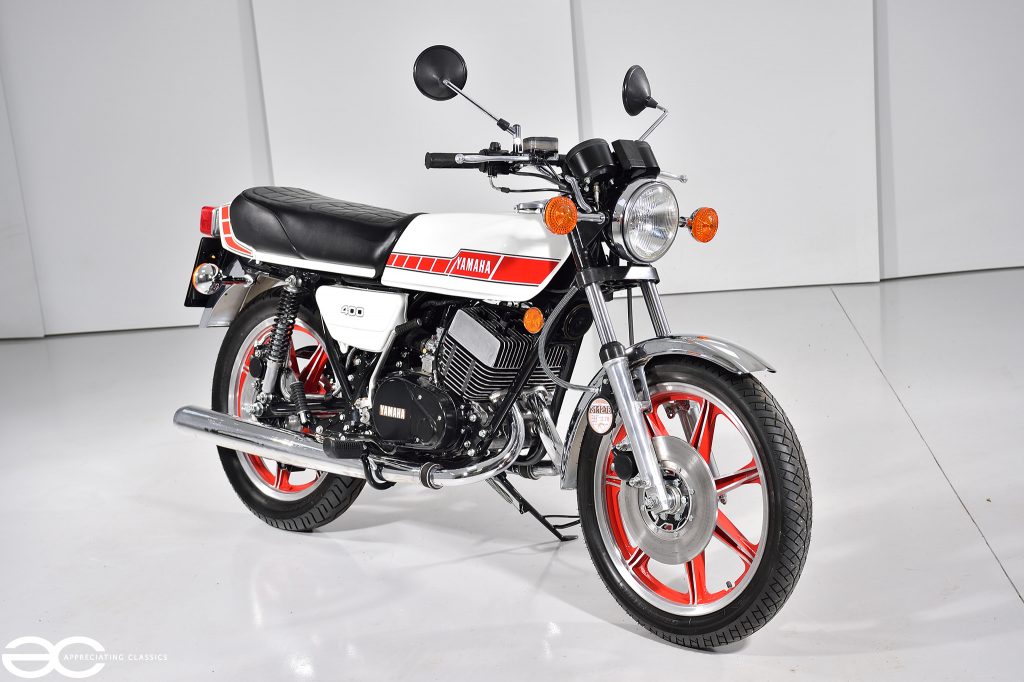 Yamaha RD400D | Appreciating Classics